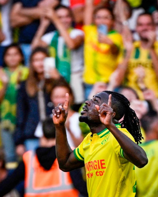 FC 24: New Moses Simon Centurion card unveiled | Breaking News ...